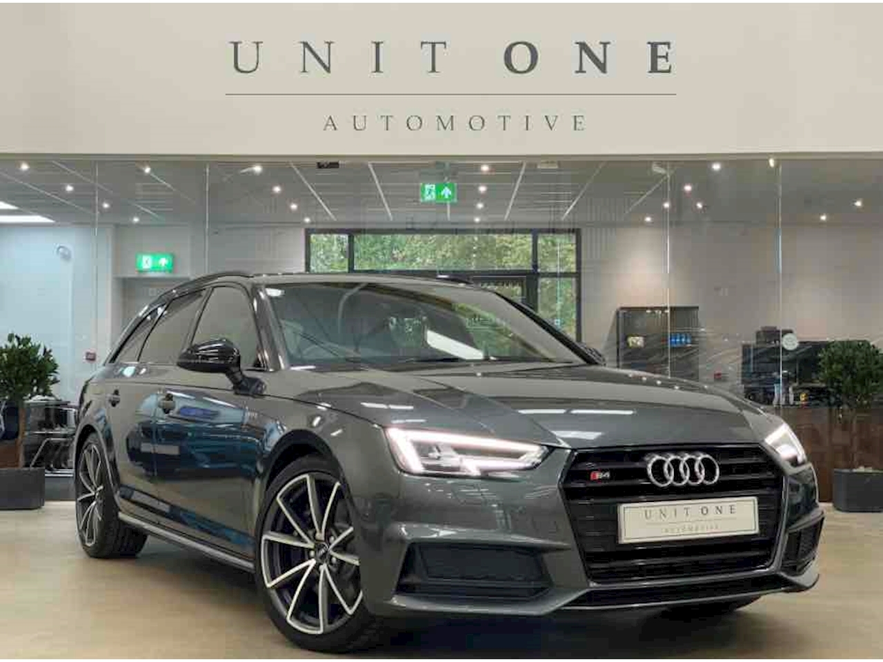 Used 2017 Audi S4 Avant TFSI V6 For Sale in West Sussex (U1532) | Unit ...