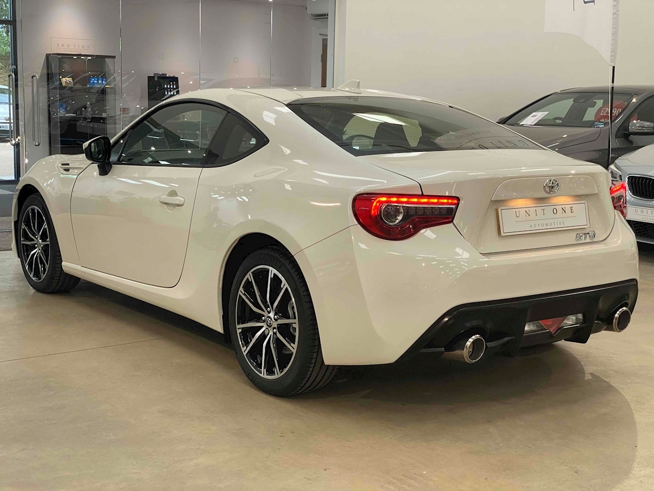 Used 2017 Toyota GT86 Boxer D-4S For Sale in West Sussex (U1642) | Unit ...
