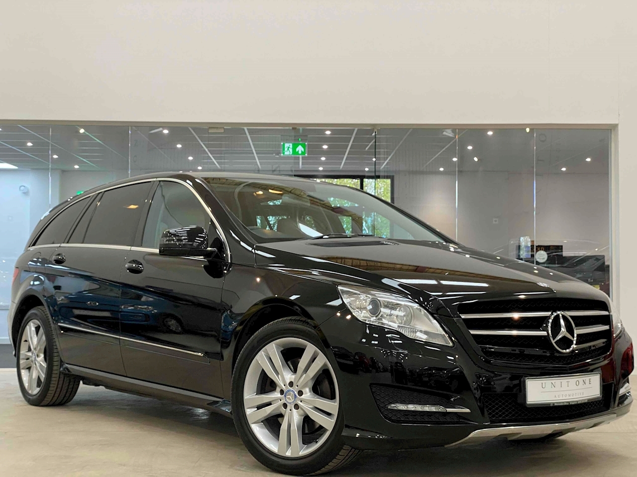 Used 2011 Mercedes-Benz R Class R350 CDI L For Sale in West Sussex ...