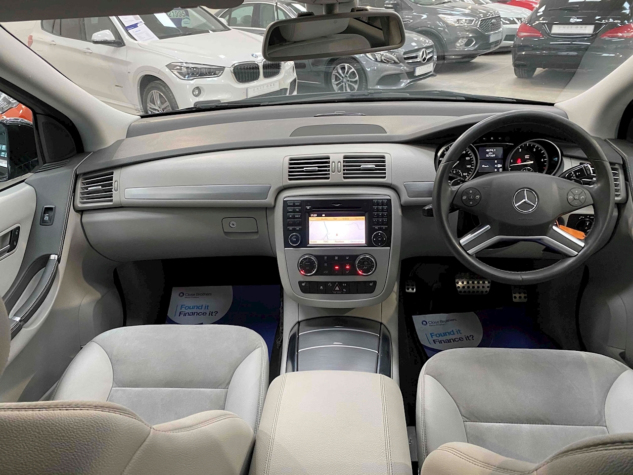 Used 2011 Mercedes-Benz R Class R350 CDI L For Sale in West Sussex ...