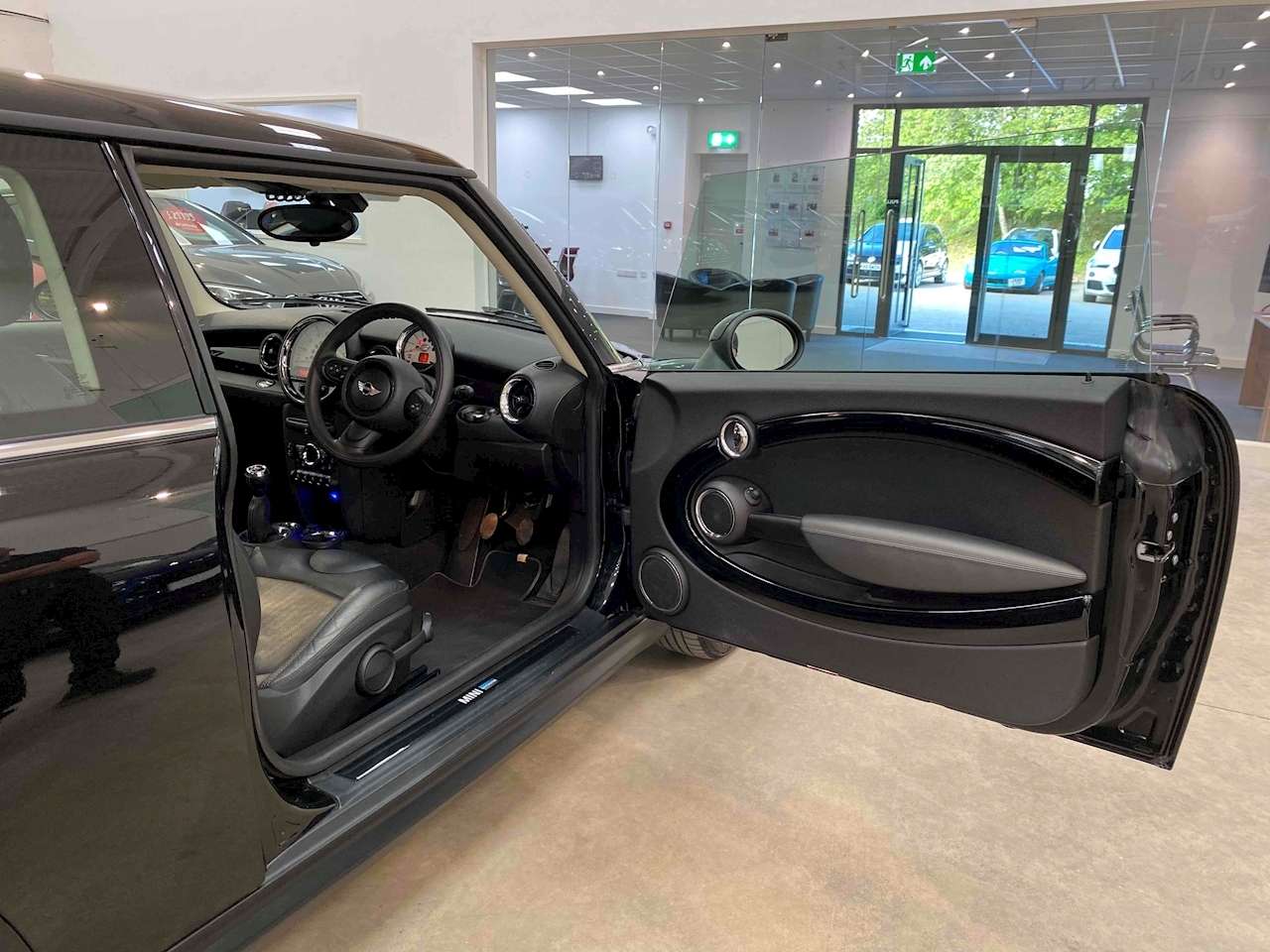 Used 2013 MINI Hatch Cooper Bayswater For Sale in West Sussex (U771 ...