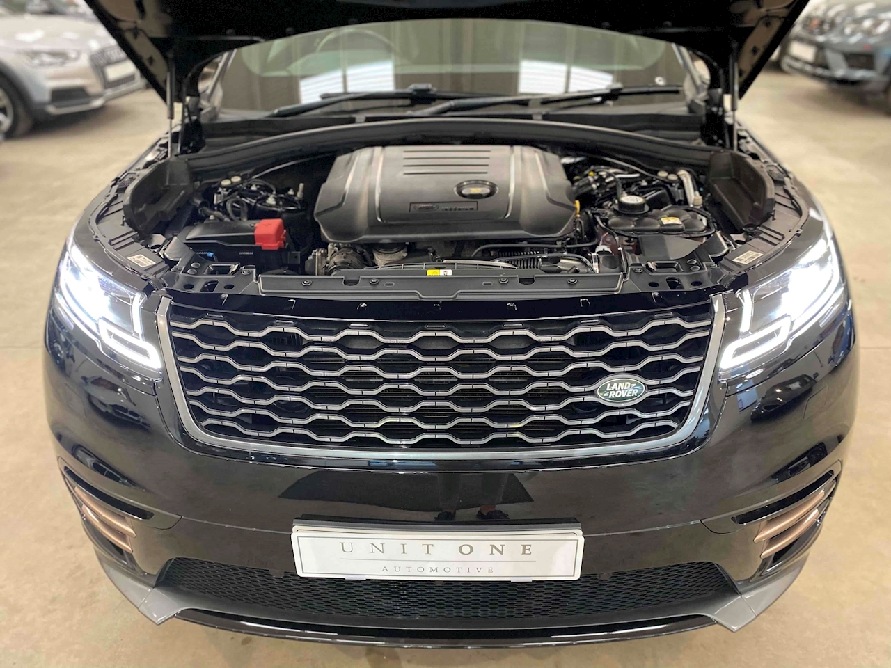 Used 2018 Land Rover Range Rover Velar D180 R-Dynamic S For Sale in ...