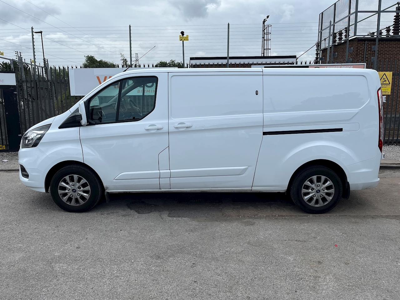 Used 2019 Ford Transit Custom 2.0TDCi 130 300 L2 LWB LIMITED (EU6) For ...