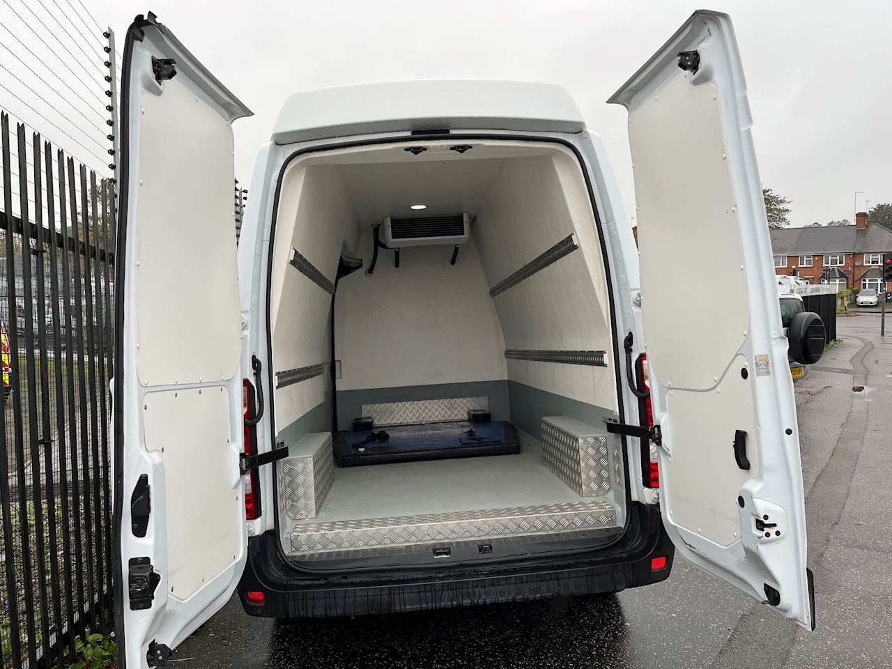 Used 2019 Vauxhall Movano 3500 2.3CDTi 135 LWB HITOP REFRIGERATED VAN ...