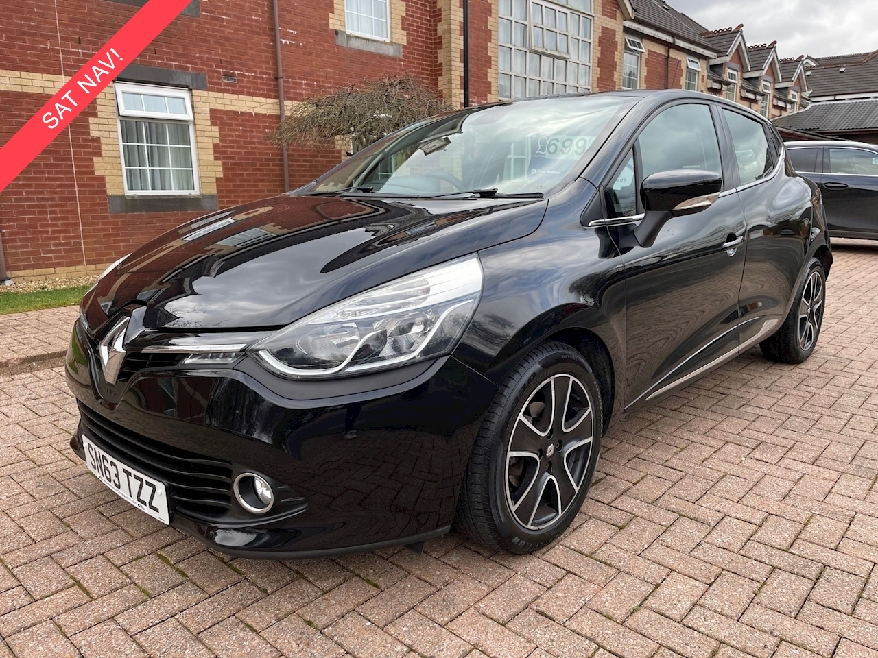Used 2013 Renault Clio TCe Dynamique S MediaNav For Sale in Mid ...