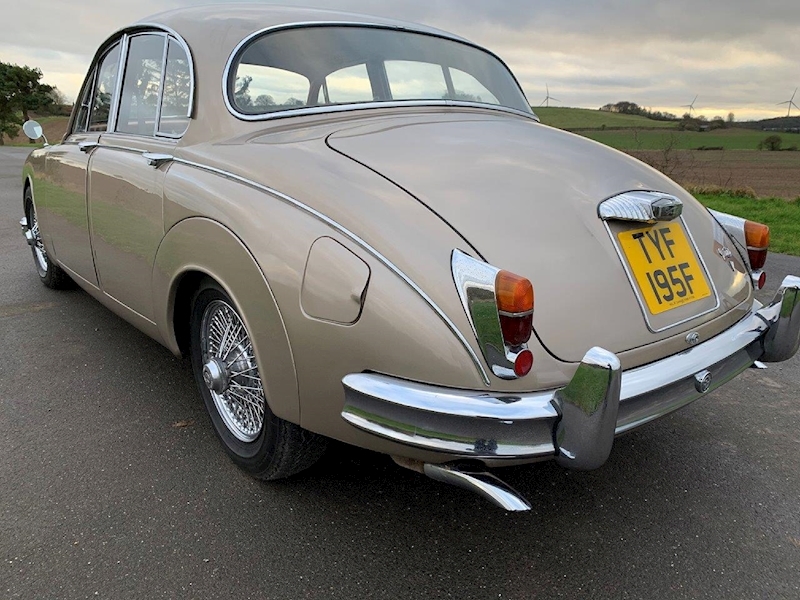 Used 1967 Daimler 250 V8 Daimler V8 For Sale in Newark (U2 ...