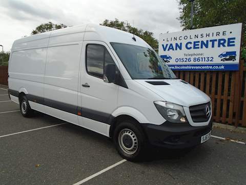Quality Used Vans showroom | Lincolnshire Van Centre, based in North Kyme