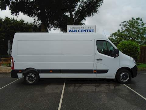 Quality Used Vans showroom | Lincolnshire Van Centre, based in North Kyme