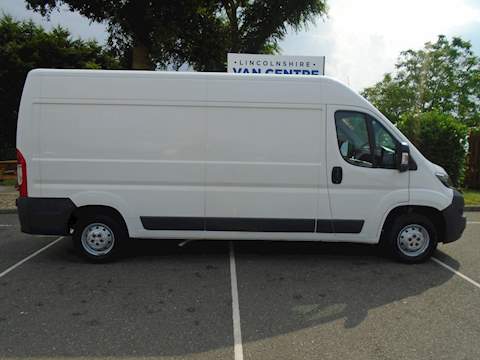 Quality Used Vans showroom | Lincolnshire Van Centre, based in North Kyme
