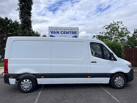 Quality Used Vans showroom | Lincolnshire Van Centre, based in North Kyme