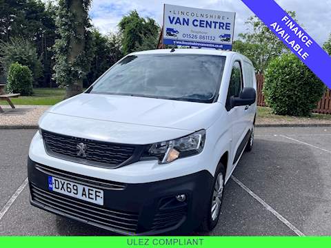 Quality Used Vans showroom | Lincolnshire Van Centre, based in North Kyme