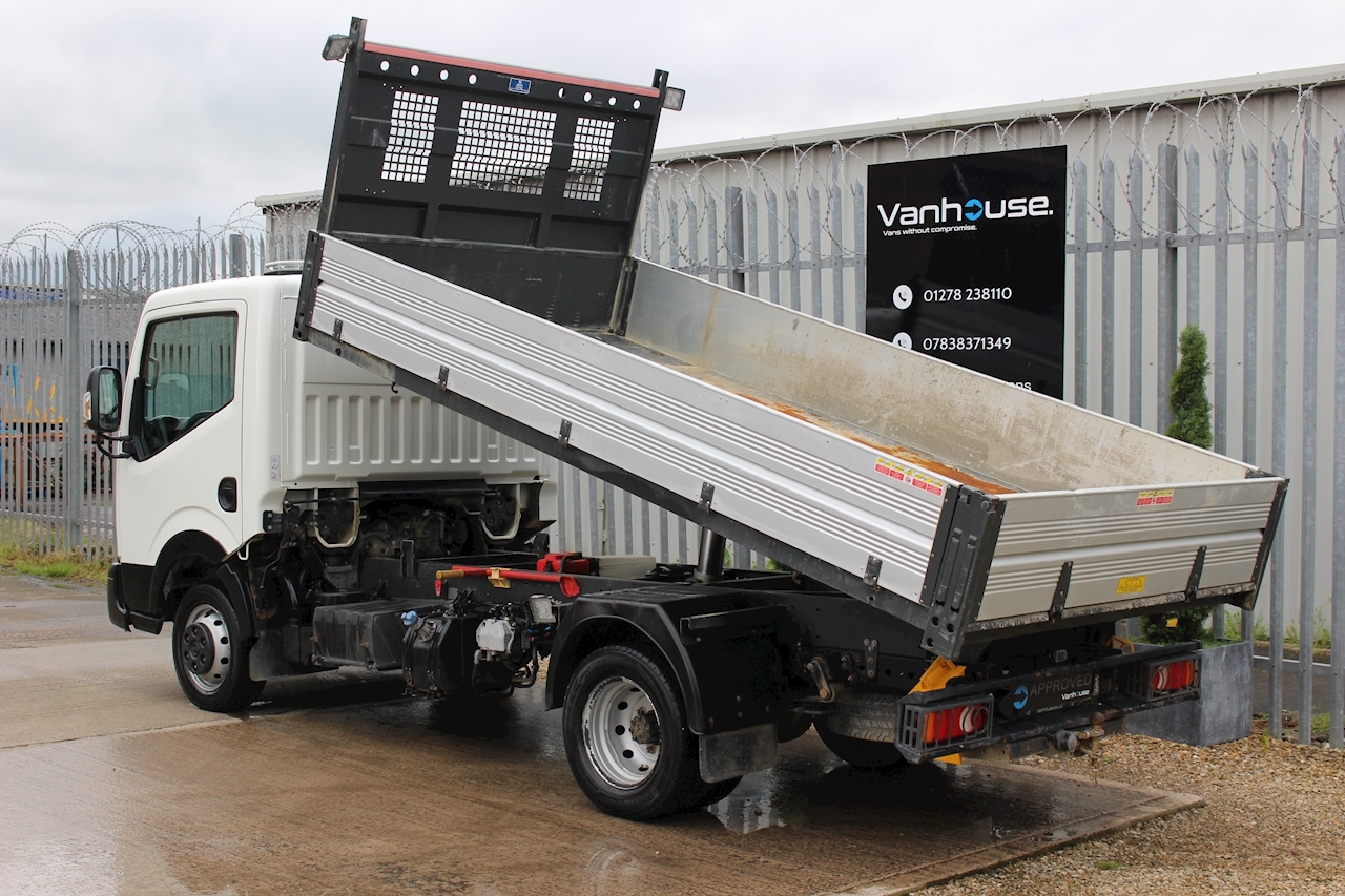 Used 2020 Nissan Nt400 Cabstar Dci 35.13 Tipper For Sale in North ...