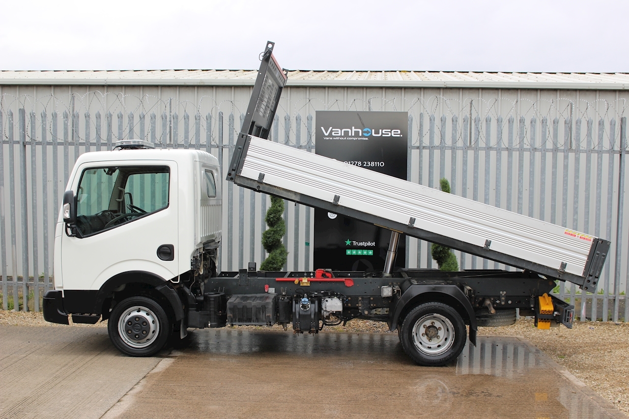 Used 2020 Nissan Nt400 Cabstar Dci 35.13 Tipper For Sale in North ...