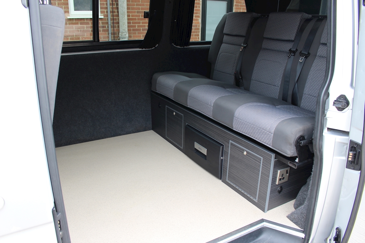 Used 2011 Volkswagen Transporter TDI T28 For Sale in North Somerset ...