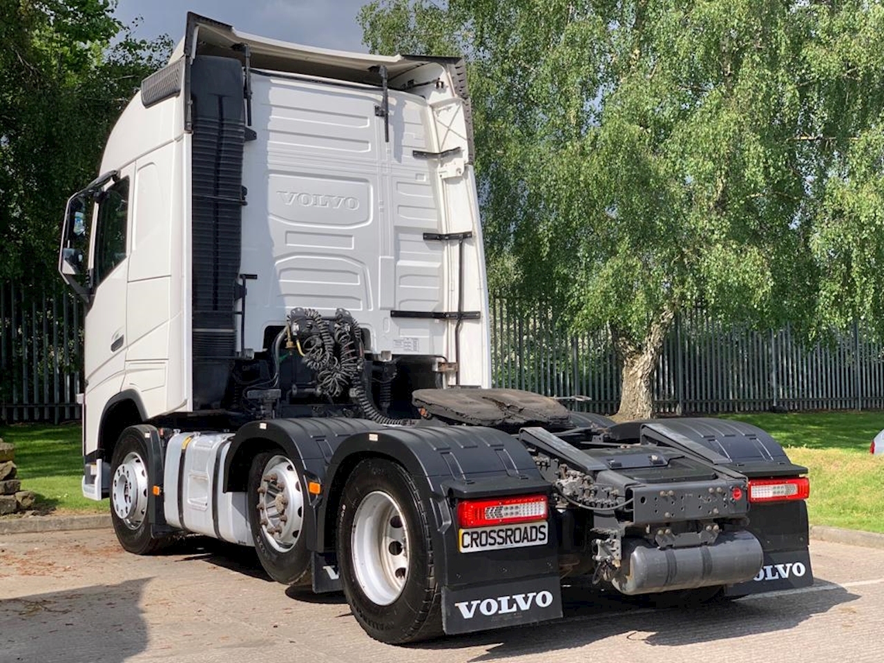 Used 2017 Volvo FH 460 GT 3900MM 6X2 * MEDIUM HEIGHT CHASSIS * For Sale ...