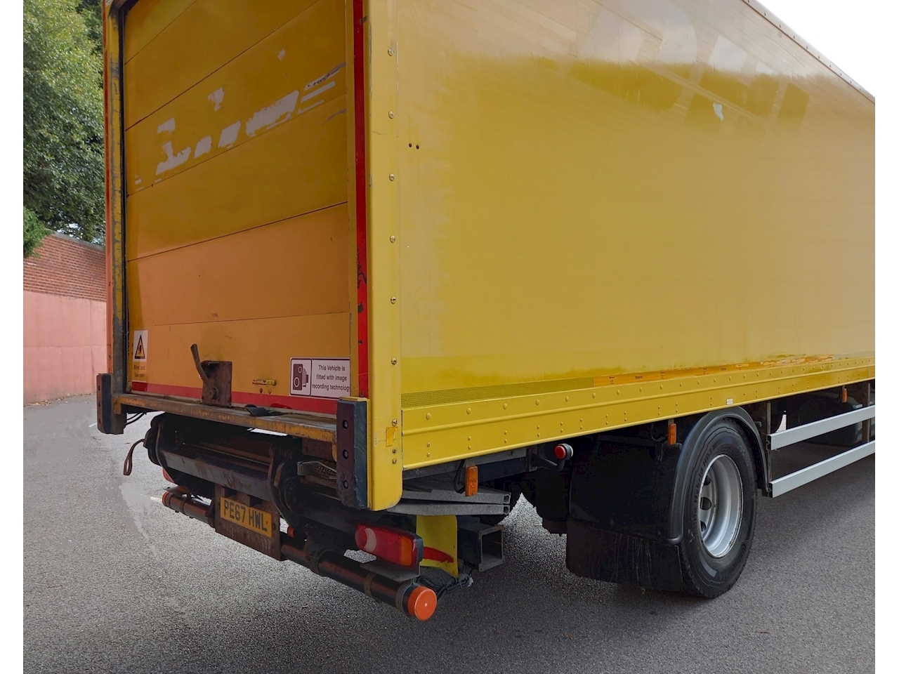 Used 2018 Volvo FL 250bhp 4x2 BOX BODY COMFORT CAB TUCKAWAY TAIL LIFT ...