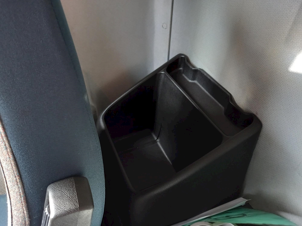 Used 2018 Volvo FL 250bhp 4x2 BOX BODY COMFORT CAB TUCKAWAY TAIL LIFT ...