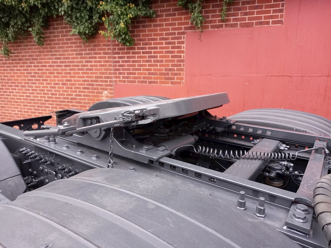 Used 2017 Volvo FH 500 bhp 6x2 TAG AXLE GLOBETROTTER CAB TIPPING AND ...