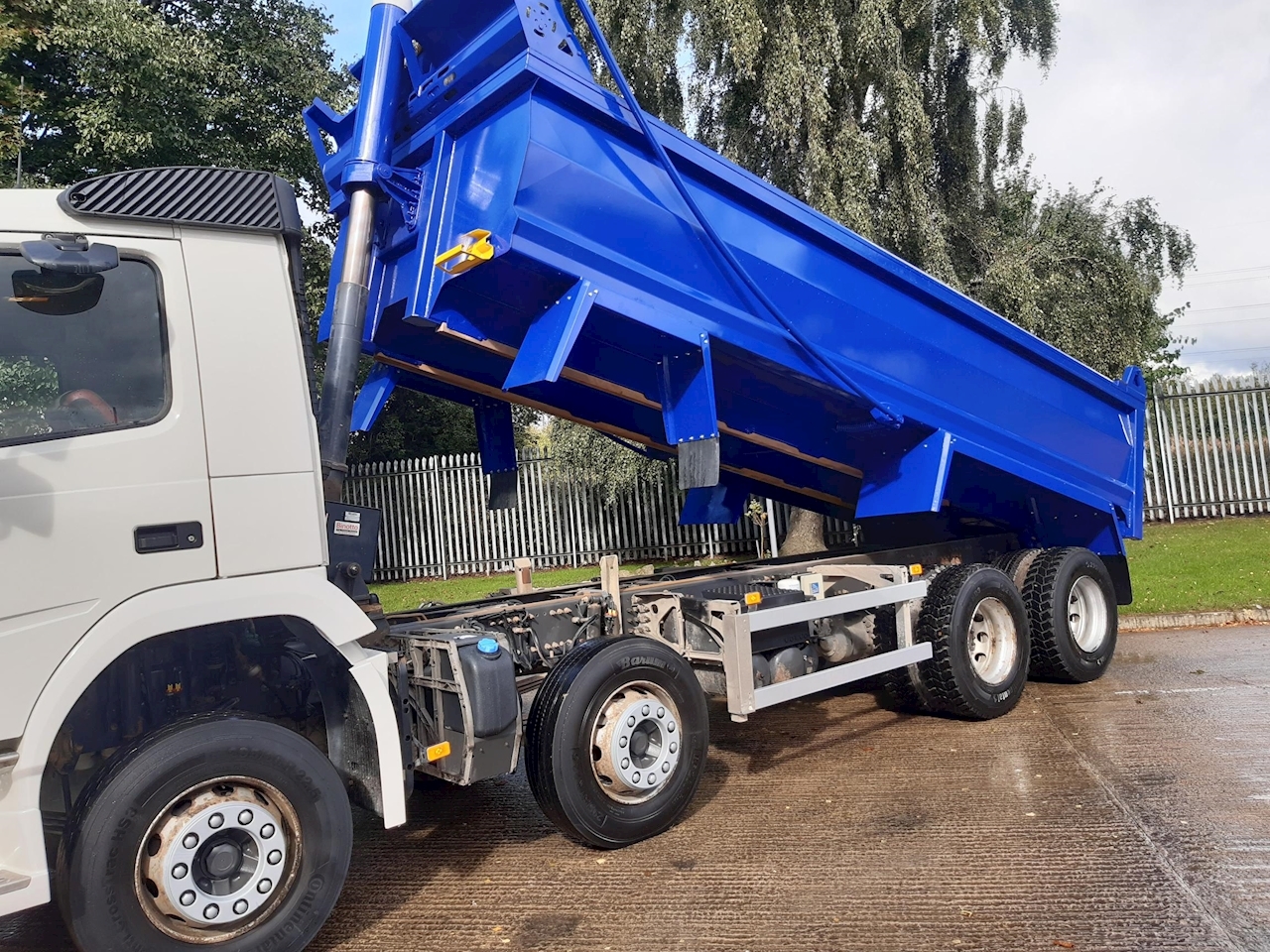 Used 2018 Volvo FMX 450 8X4 BOWELD STEEL BODY TIPPER For Sale in West ...
