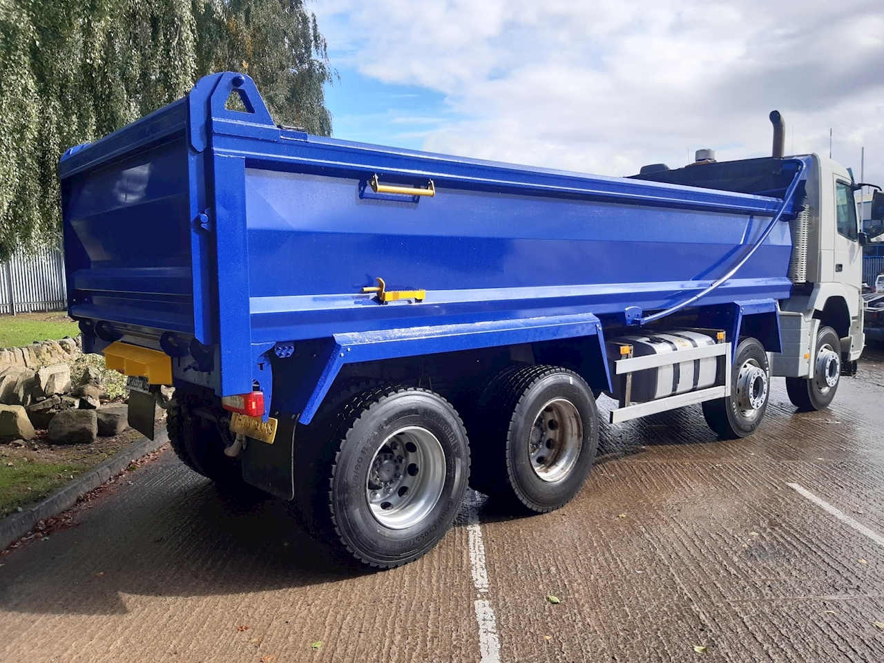 Used 2018 Volvo FMX 450 8X4 BOWELD STEEL BODY TIPPER For Sale in West ...