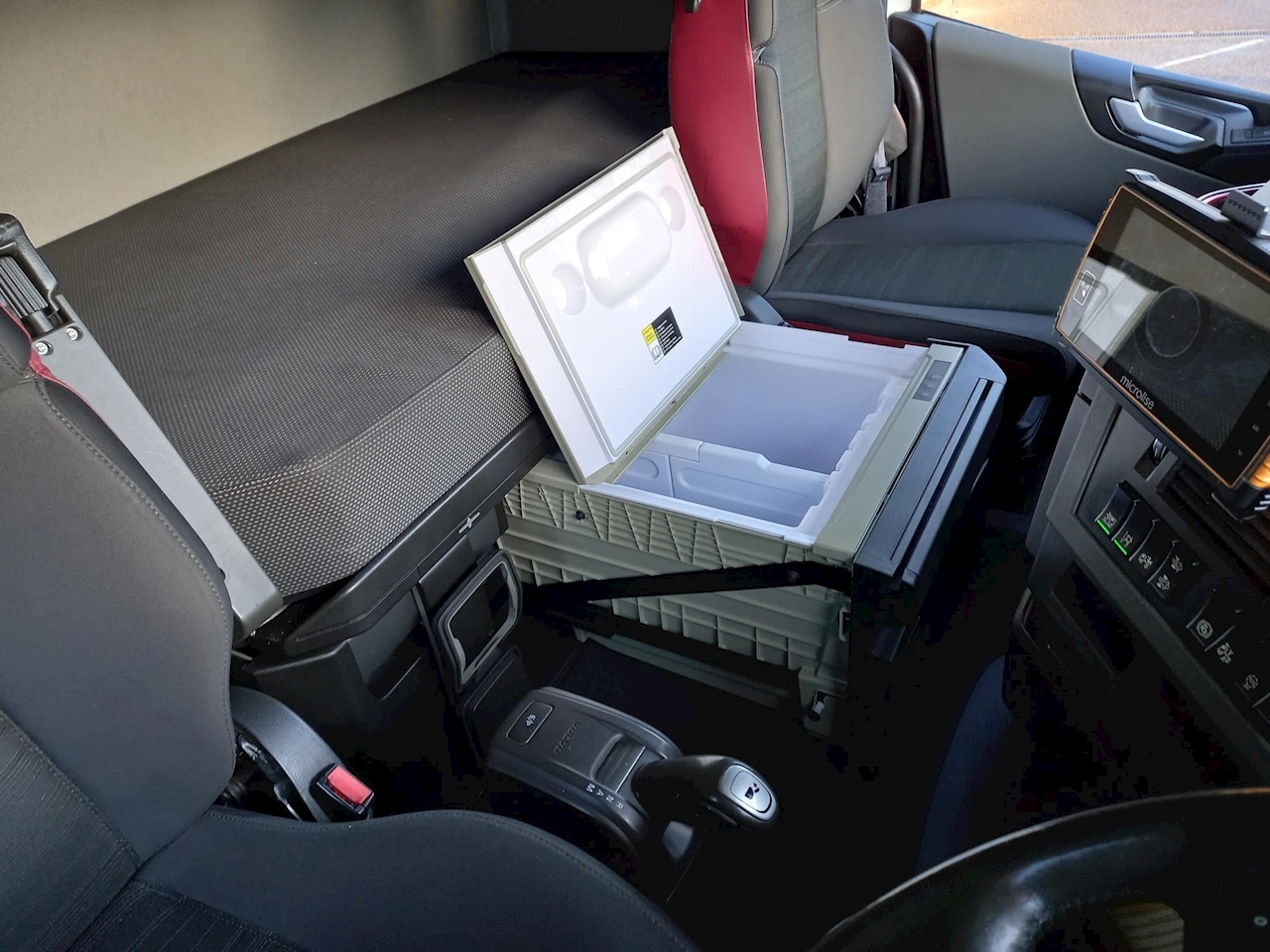 Used 2020 Volvo FH 460bhp GLOBETROTTER CAB 4X2 For Sale in West Yorkshire (U81) | Crossroads ...