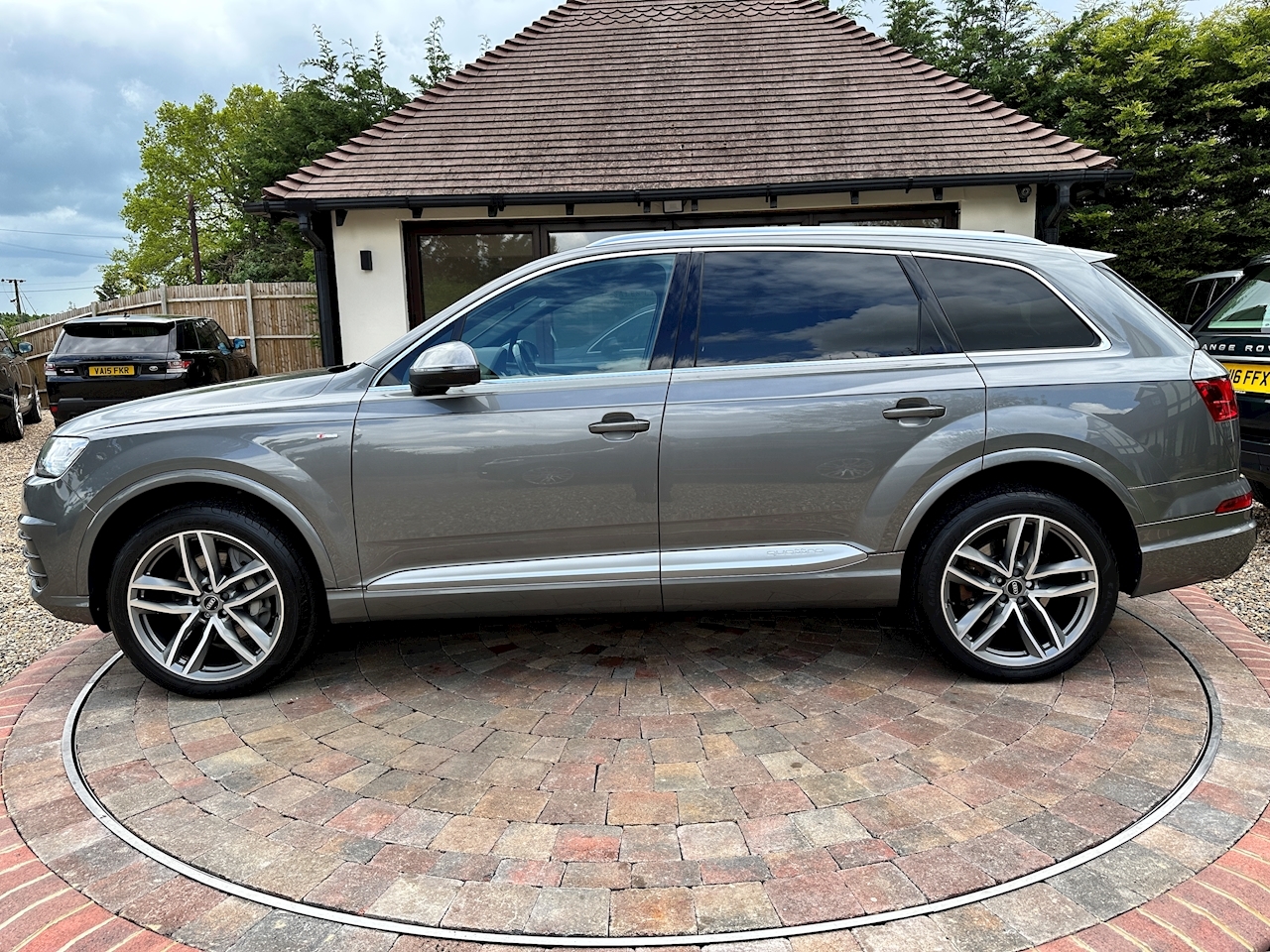 Used 2017 Audi Q7 TDI V6 S line For Sale in Kent (U103) | Bexley Car ...