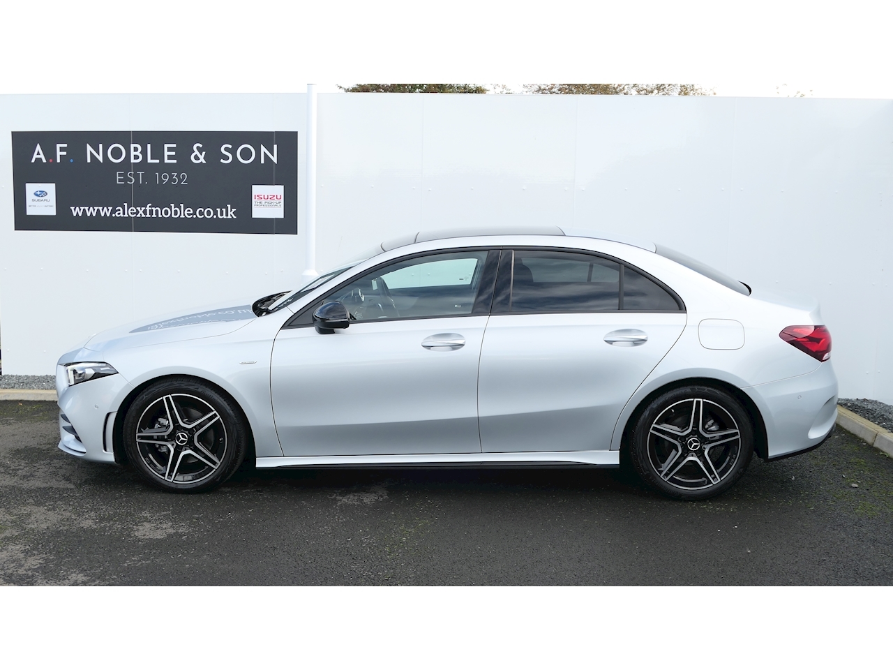 Used 2022 Mercedes-Benz A Class A200d AMG Line Edition For Sale (U100 ...