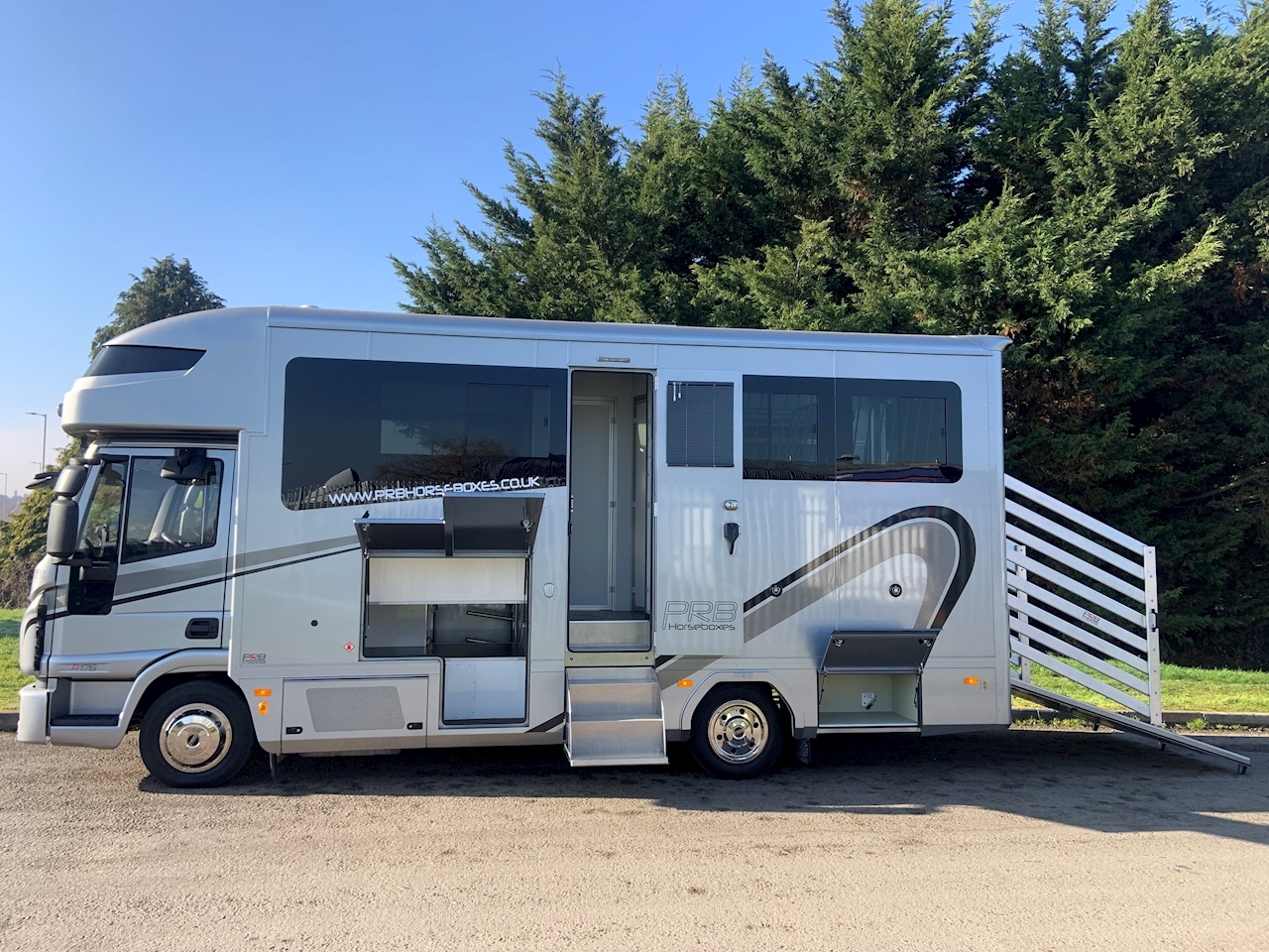 New 2016 Iveco 7.5t PRB R176 Auto For Sale (N6) | PRB Horseboxes Ltd
