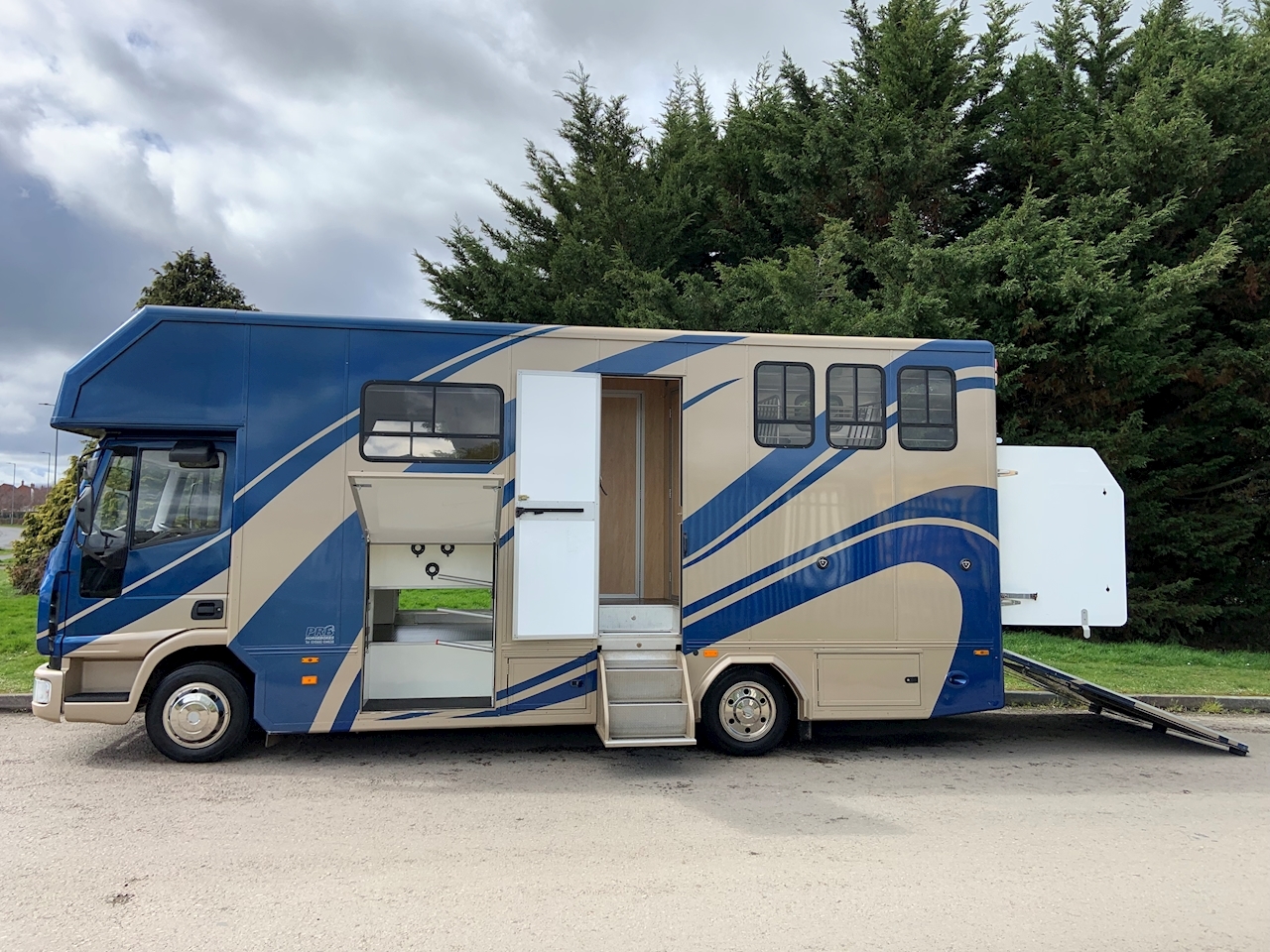 Used 2006 Iveco 7.5t PRB R186 Manual For Sale (U36) | PRB Horseboxes Ltd