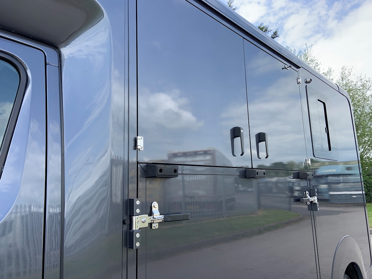 Used 2022 Renault STX Stallion 3.5t For Sale in Herefordshire (U43 ...