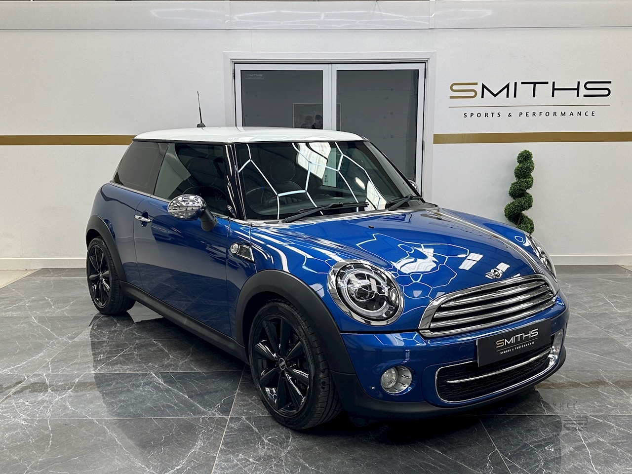 Used 2012 MINI Hatch Cooper D London 2012 For Sale (U106) | Smiths ...