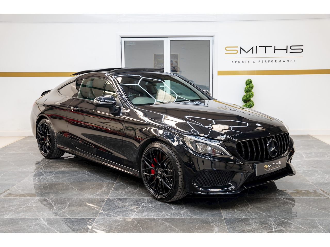 Used 2016 Mercedes-Benz C Class C250d AMG Line For Sale (U275) | Smiths ...