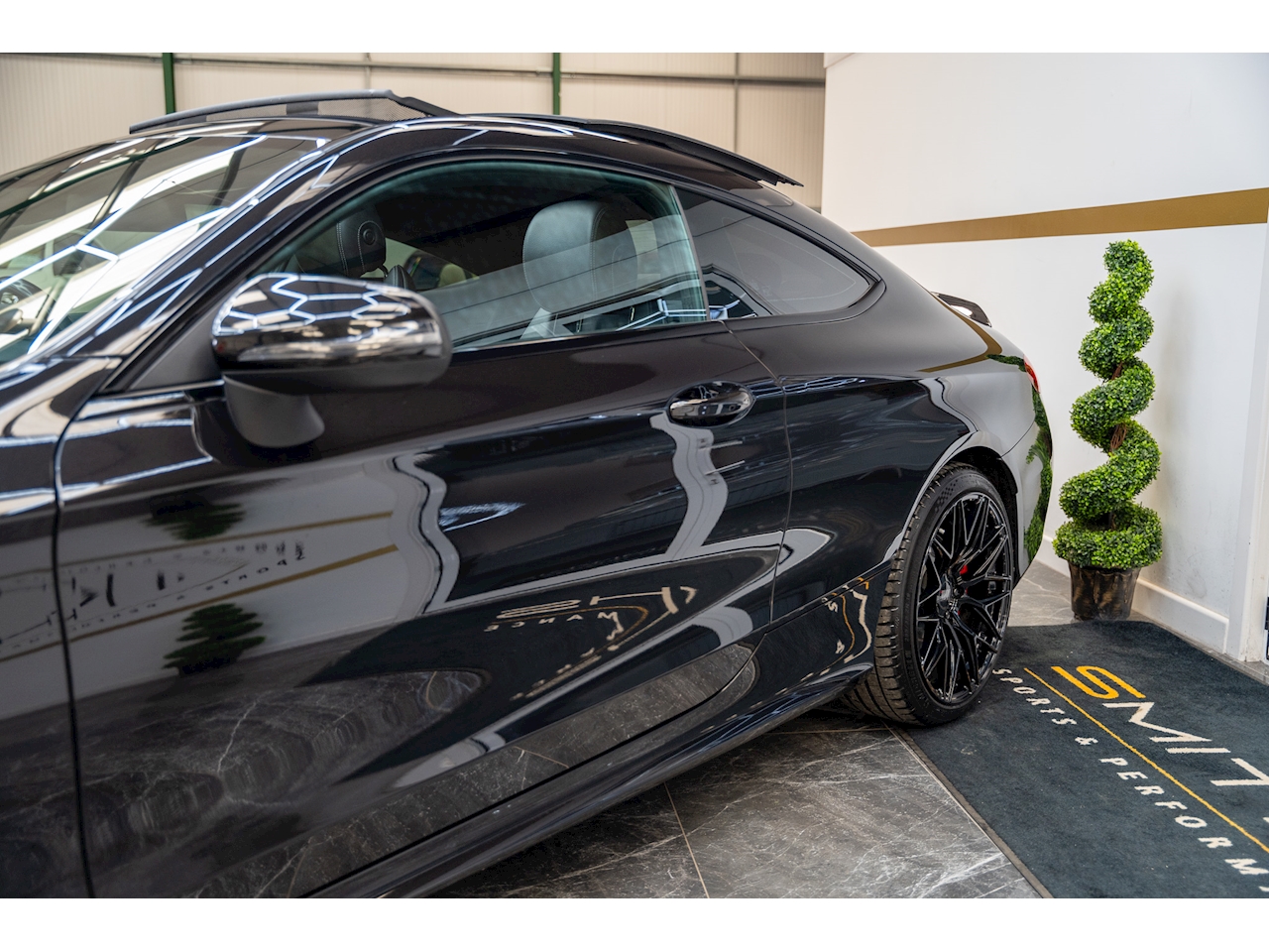 Used 2016 Mercedes-Benz C Class C250d AMG Line For Sale (U275) | Smiths ...