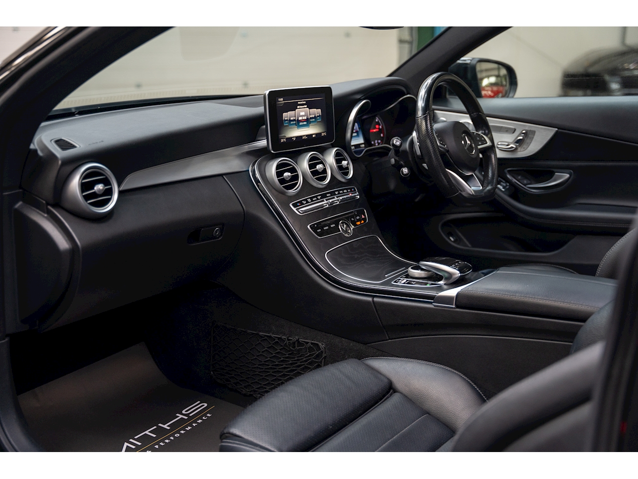 Used 2016 Mercedes-Benz C Class C250d AMG Line For Sale (U275) | Smiths ...