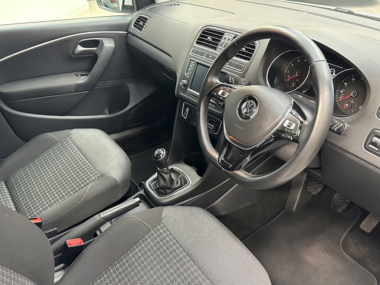 Used 2016 Volkswagen Polo TSI BlueMotion Tech Match For Sale (U99 ...