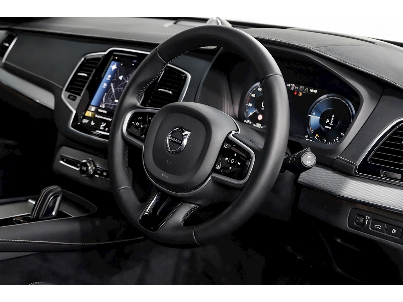 Used 2022 Volvo XC90 h T8 R-Design Pro For Sale in West Yorkshire (U133 ...