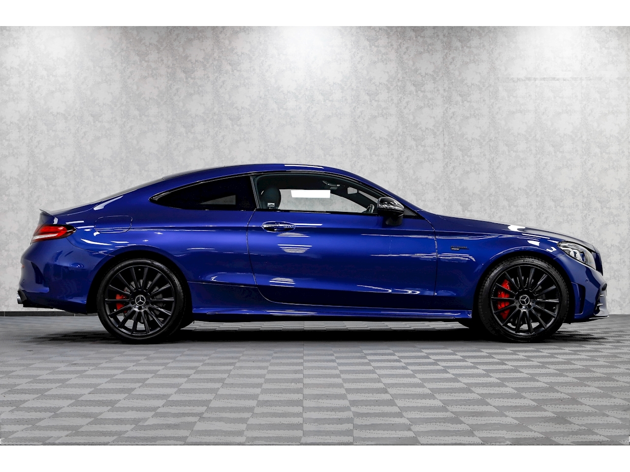 Used 2018 Mercedes-Benz C Class C43 V6 AMG For Sale in West Yorkshire ...