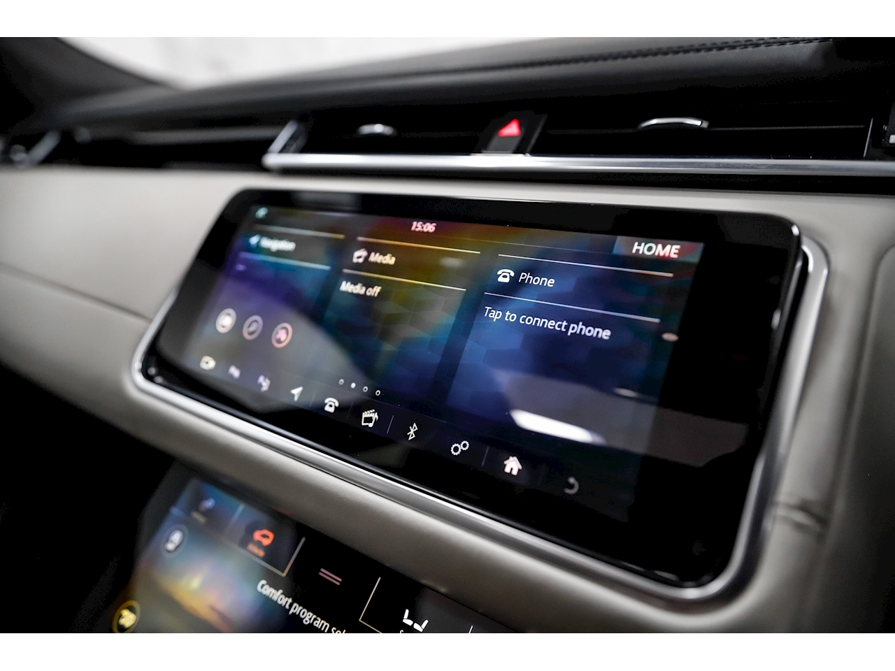 Used 2020 Land Rover Range Rover Velar P550 SVAutobiography Dynamic ...