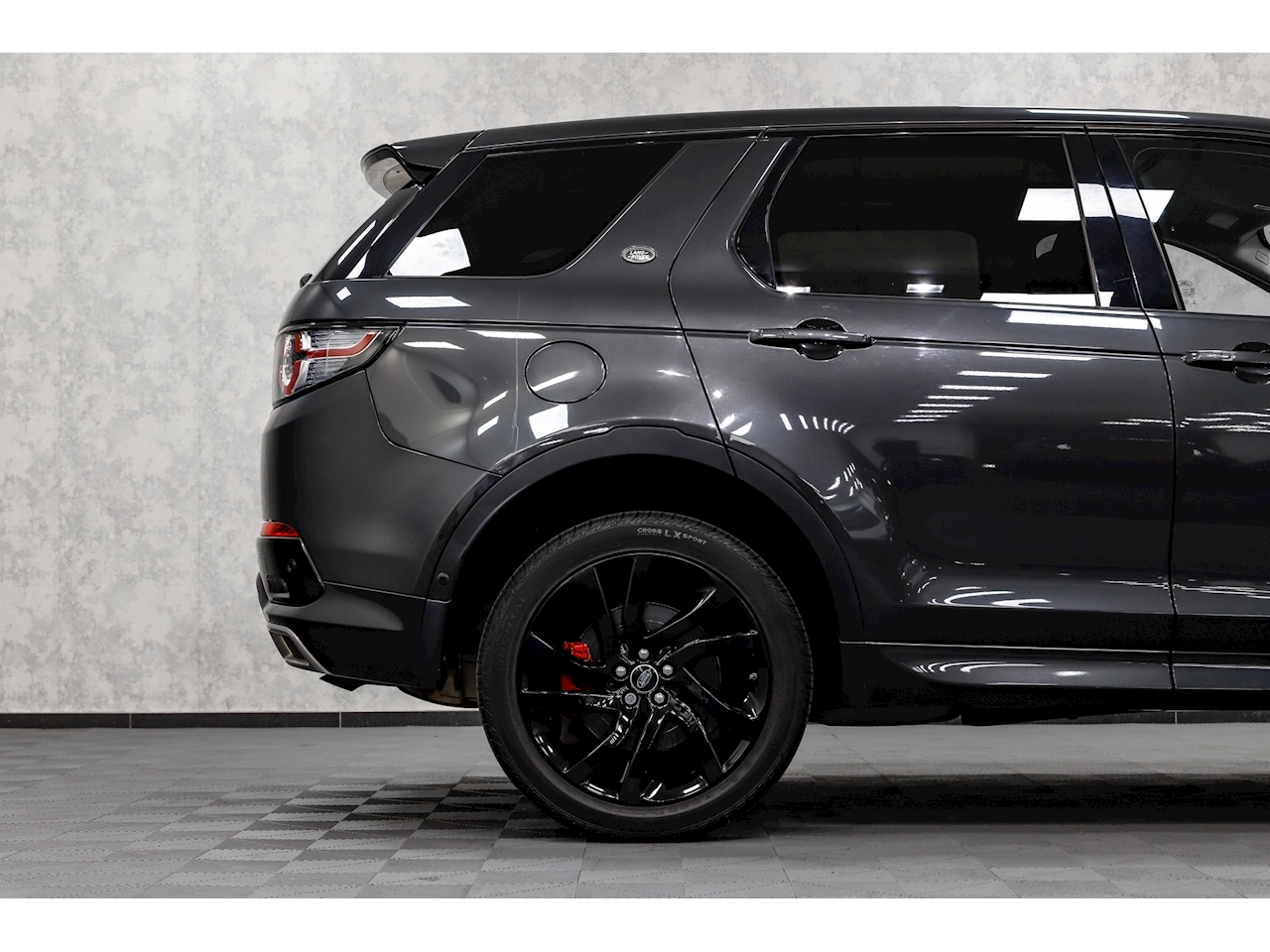 Used 2018 Land Rover Discovery Sport Si4 HSE Dynamic Lux For Sale in ...