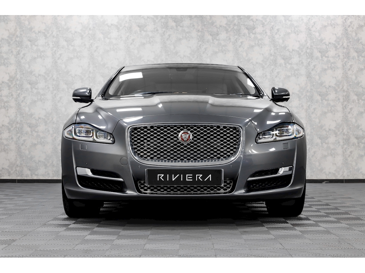 Used 2016 Jaguar XJ d V6 Portfolio For Sale in West Yorkshire (U255 ...