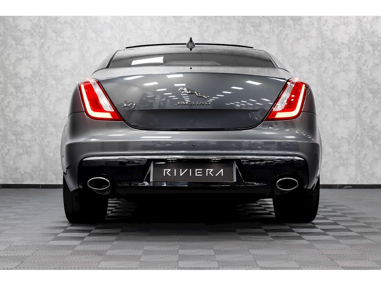 Used 2016 Jaguar XJ d V6 Portfolio For Sale in West Yorkshire (U255 ...