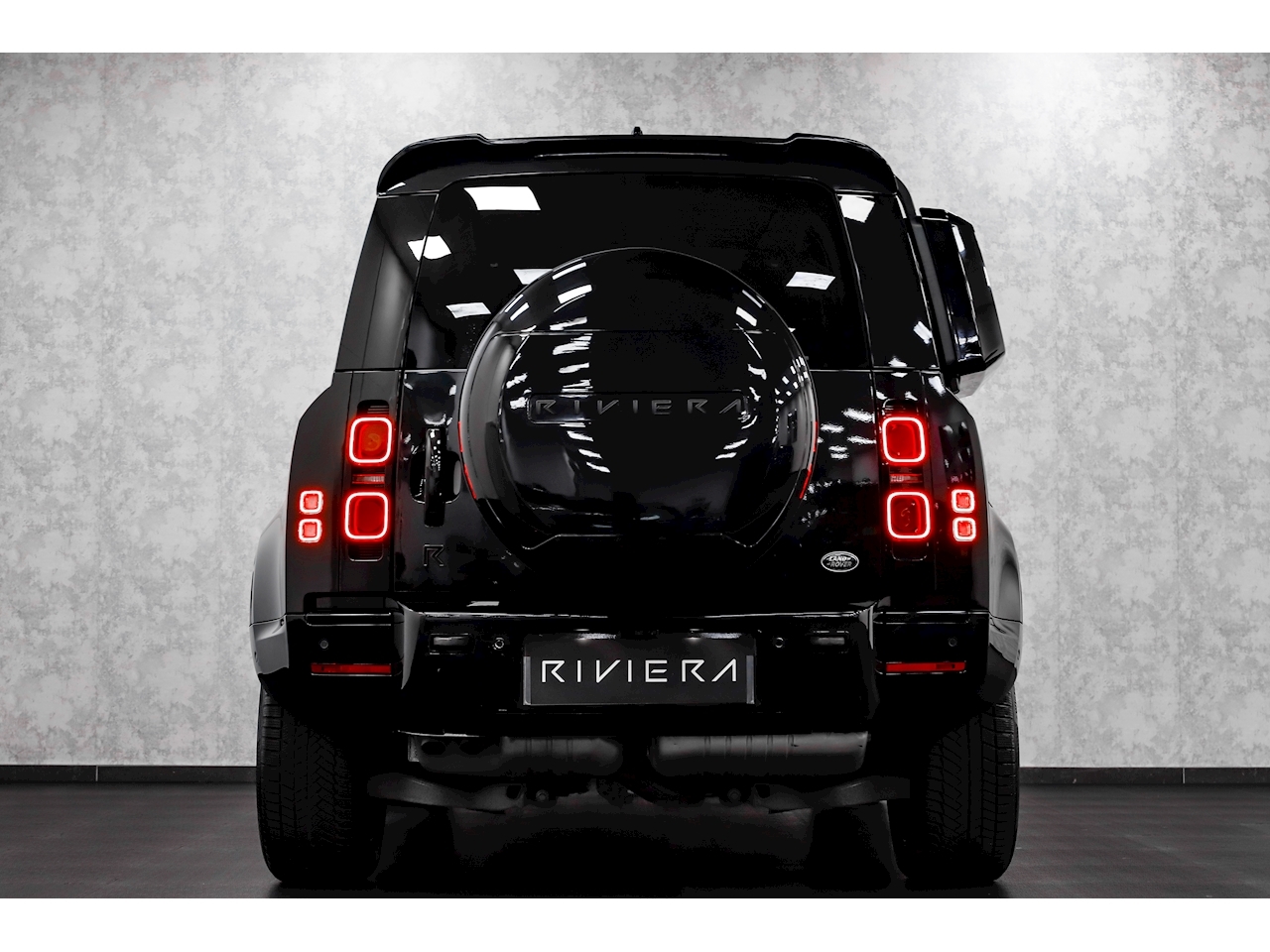 Used 2021 Land Rover Defender X-Dynamic Hse For Sale in West Yorkshire ...