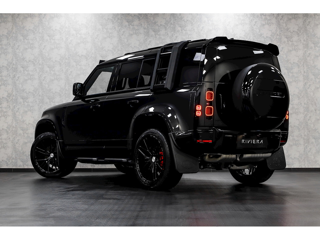 Used 2023 Land Rover Defender 110 D250 MHEV X-Dynamic SE For Sale in ...