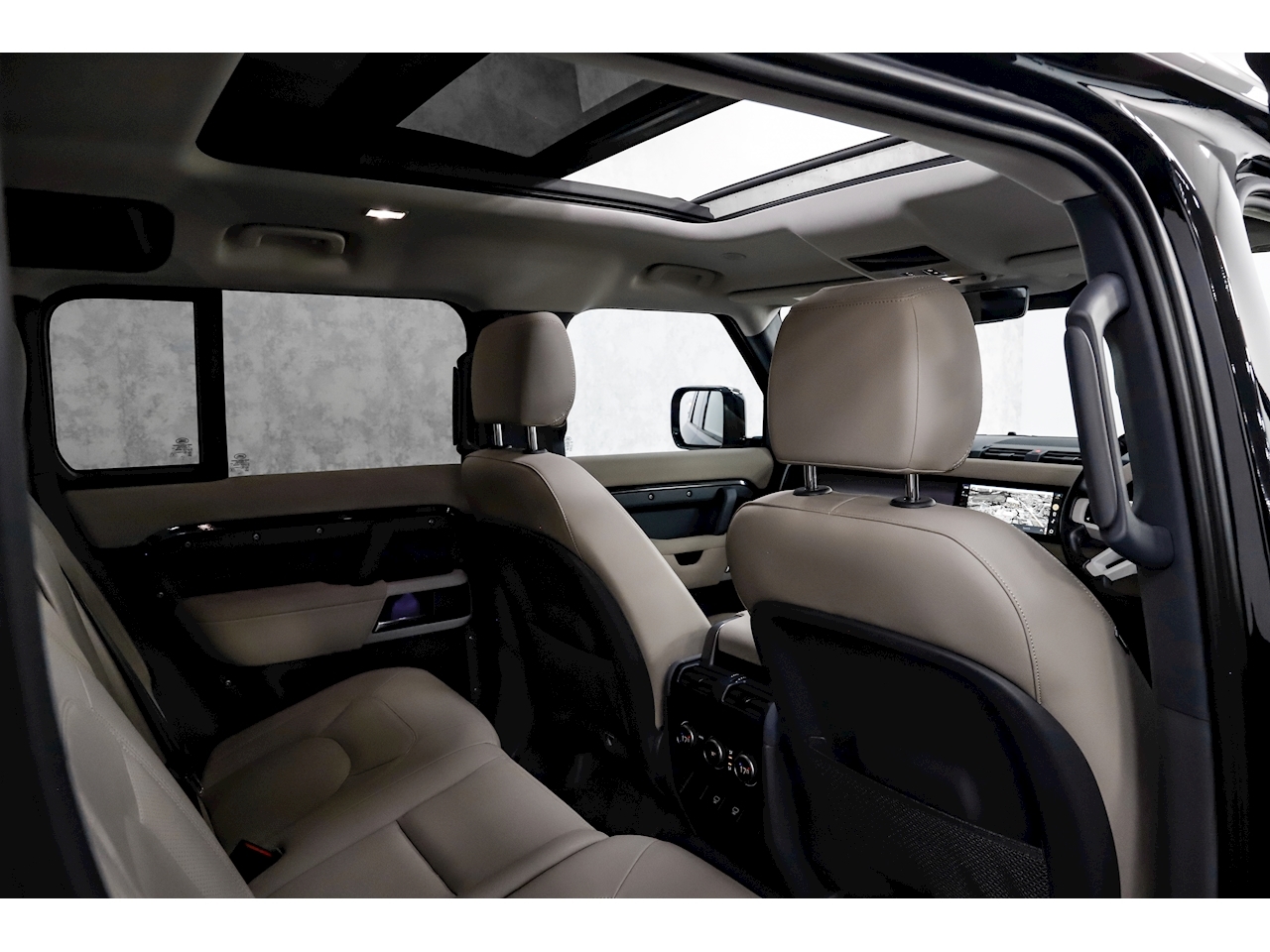 Used 2022 Land Rover Defender 110 D250 MHEV XS Edition For Sale in West ...