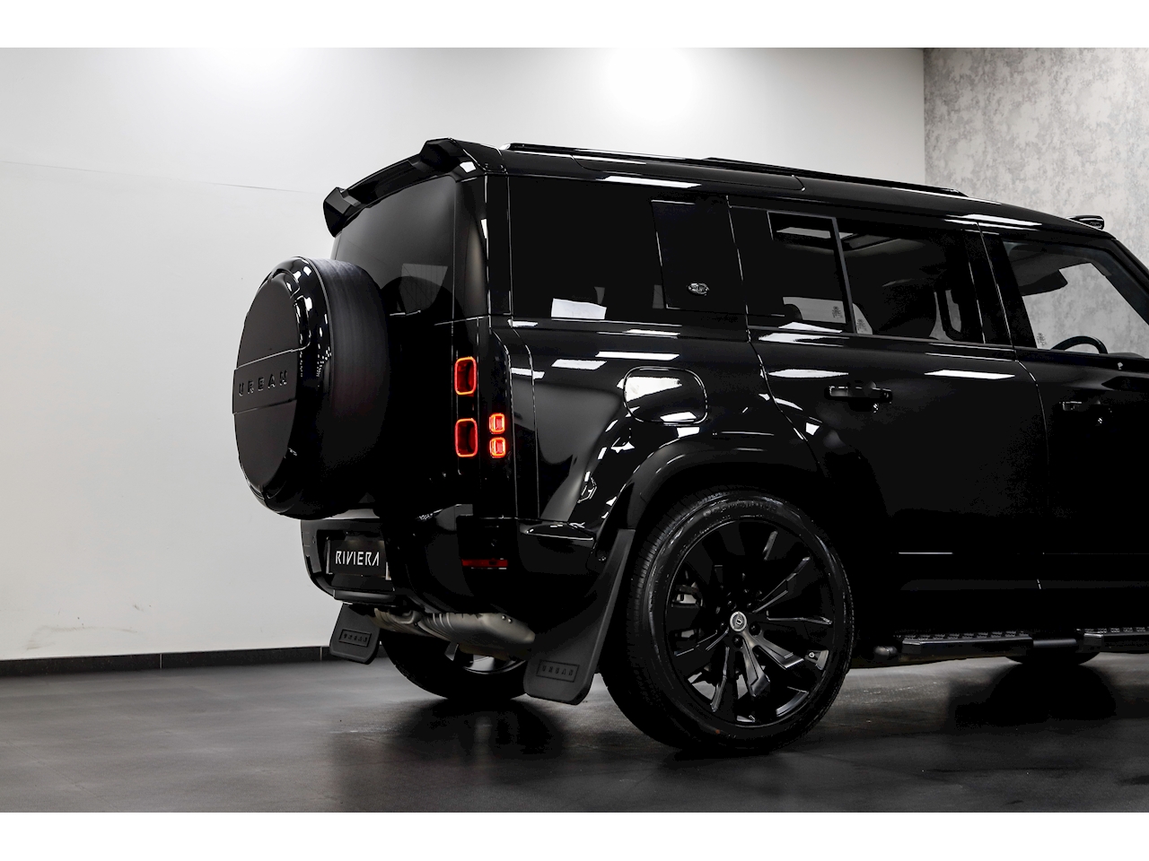 Used 2022 Land Rover Defender 110 D250 MHEV XS Edition For Sale in West ...