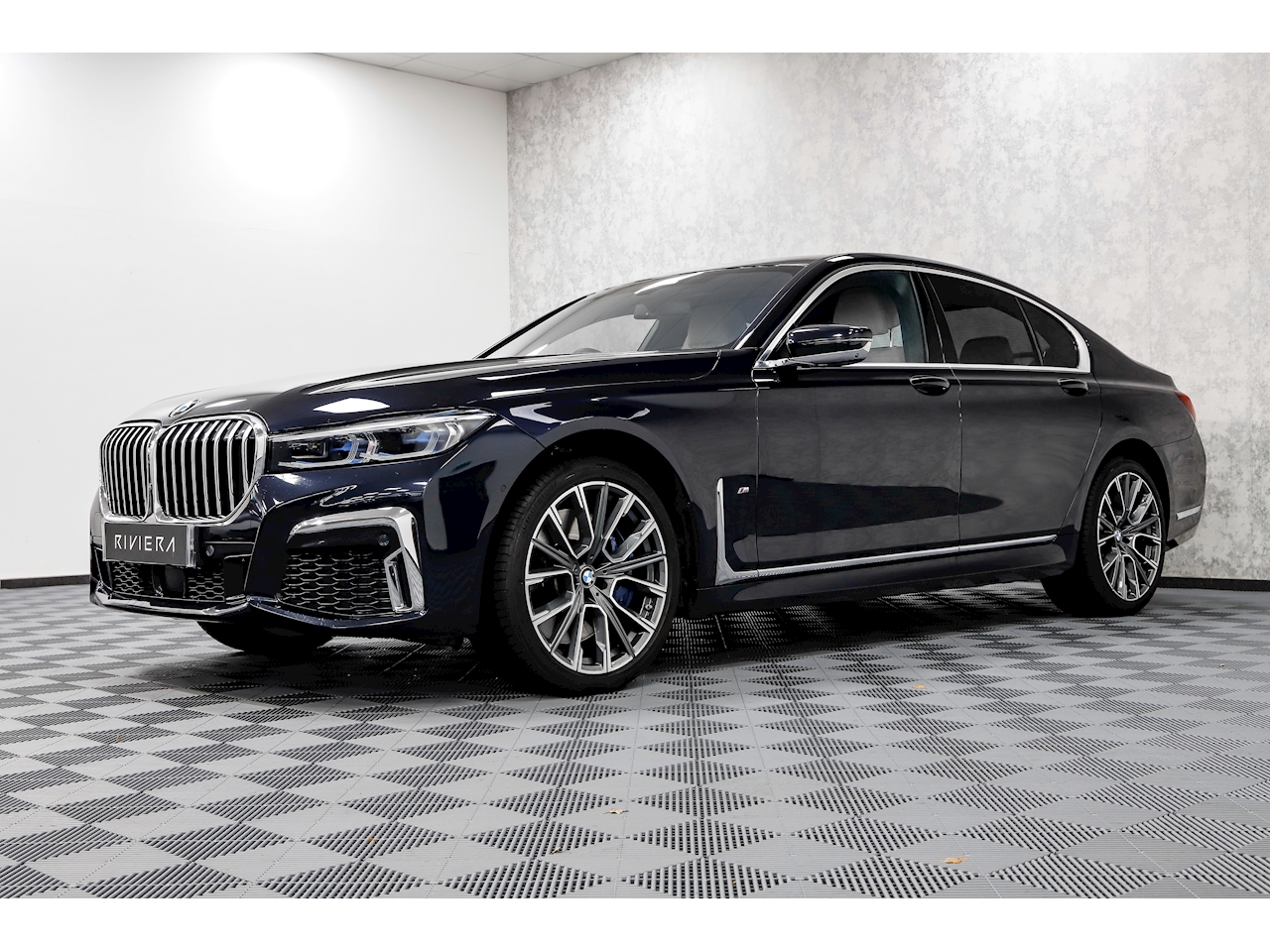 Used 2019 BMW 7 Series 740i M Sport For Sale (U386) | Riviera Automotive