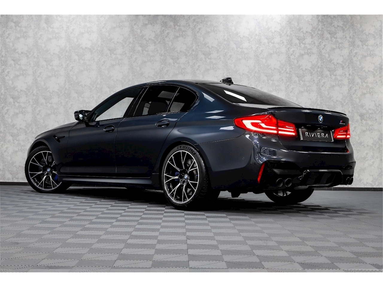 Used 2019 BMW M5 4.4 M5 COMPETITION 4d 617 BHP APPLE CAR PLAY/HEADS UP ...