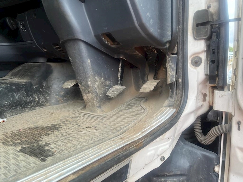 Used 2010 Scania R440 Rear Lift Tractor Unit For Sale in Leicestershire ...