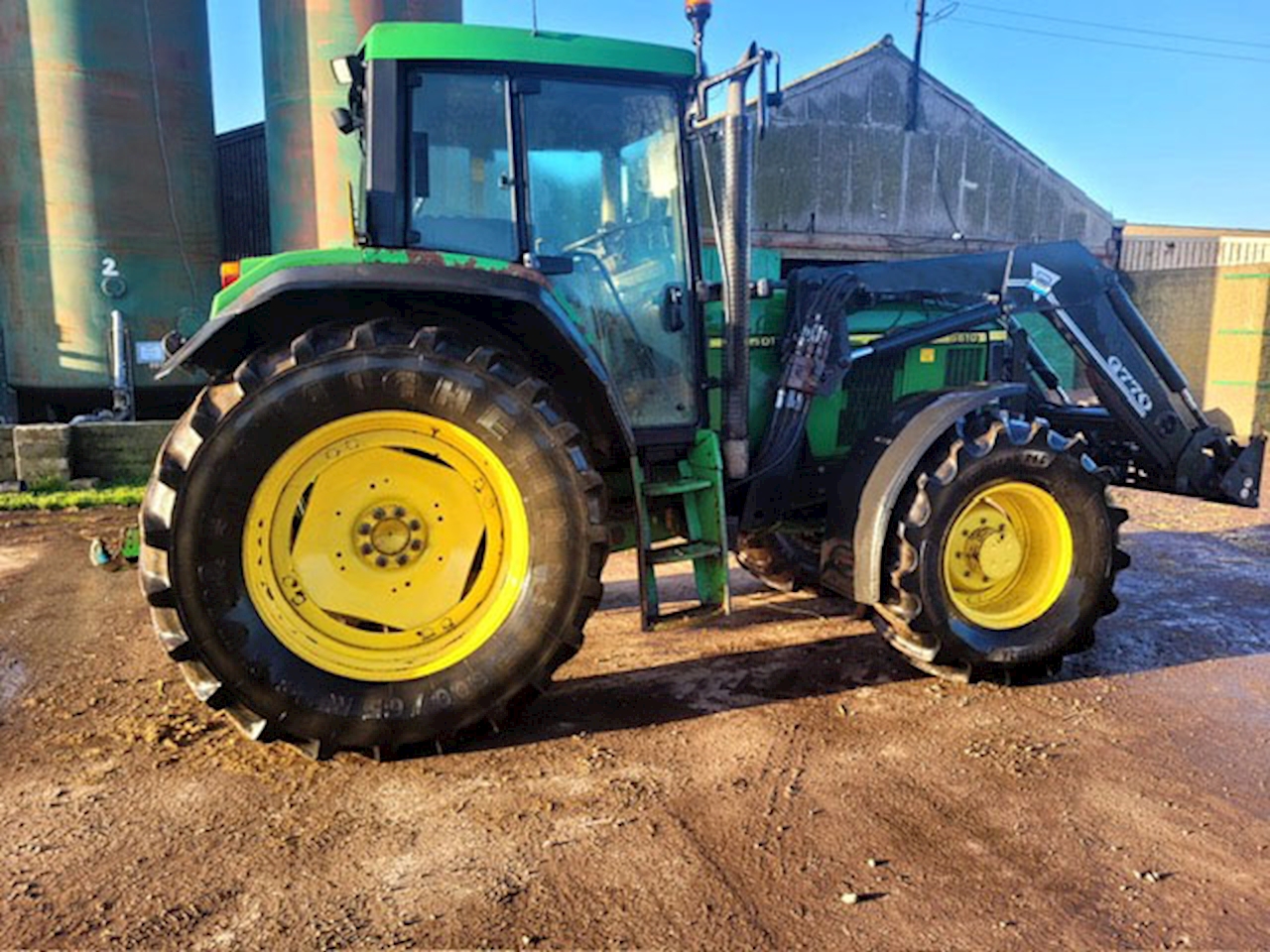Used 2001 John Deere 6610 Tractor Fitted with Q770 Quicke Loader For ...