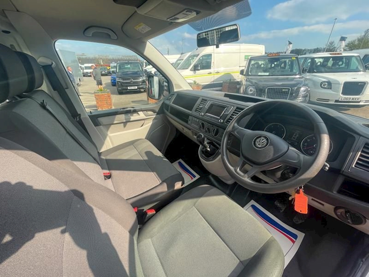 Used 2017 Volkswagen TRANSPORTER T30 DROPSIDE 2.0 TDL (150PS) LWB For ...